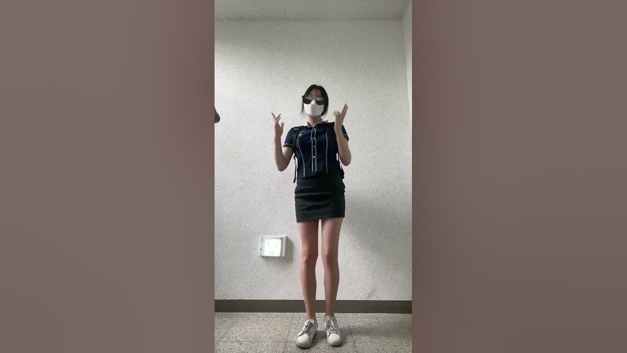 여고생 누나 계단에서 몰래 여고 댄스 틱톡 Youtube