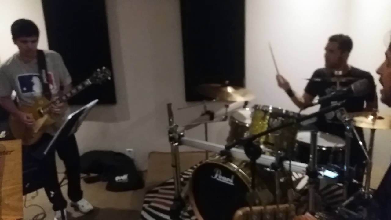 Shit Band - Ensaio 19/07 - Parte 1 - YouTube