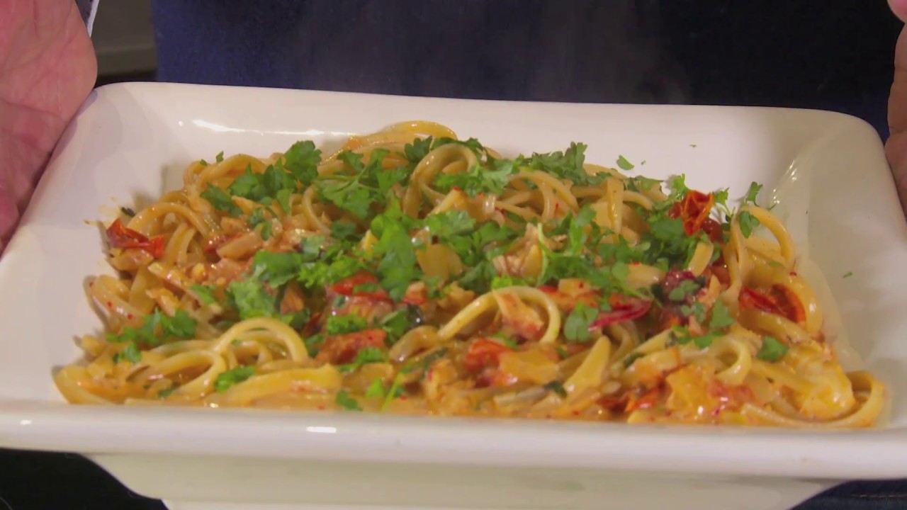 VALENTINE'S LOBSTER LINGUINE | THE HEADLESS CHEF - YouTube