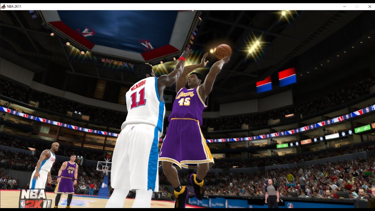 NBA 2K11 - Halftime Lakers / Clippers - YouTube