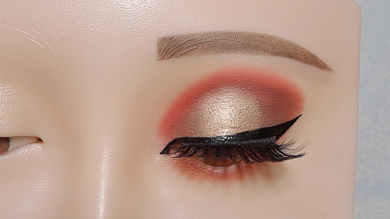 Learn Step By Step To Apply Eyes Makeup At Home | Easy Way to Apply Eye ...