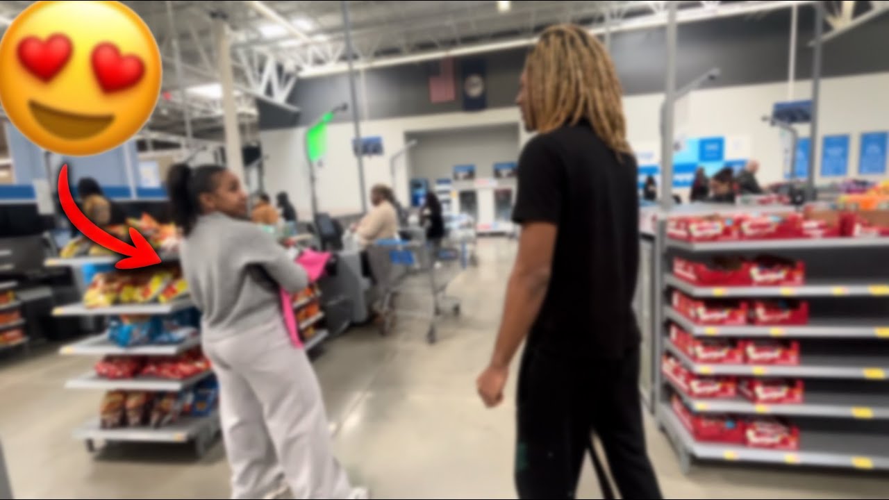 Trying To Rizz Up BADDIES in Walmart! - YouTube