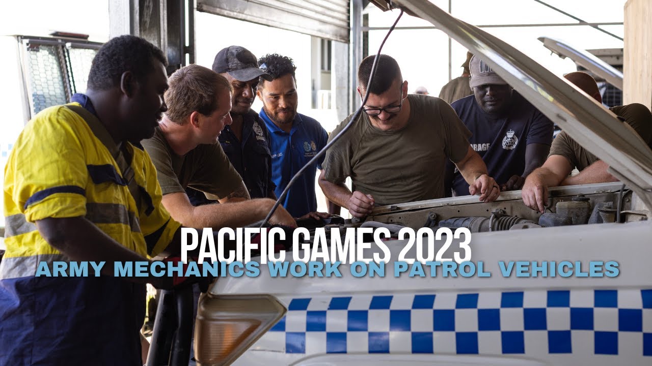 ADF | Army mechanics work on patrol vehicles for Pacific Games - YouTube
