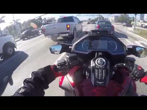 2018 Goldwing test ride - YouTube