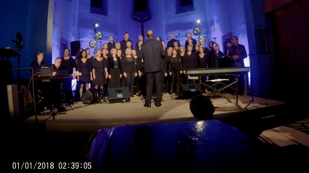 Jo`s Voice in Concert with Calvin Bridges Gesamt 20 - YouTube