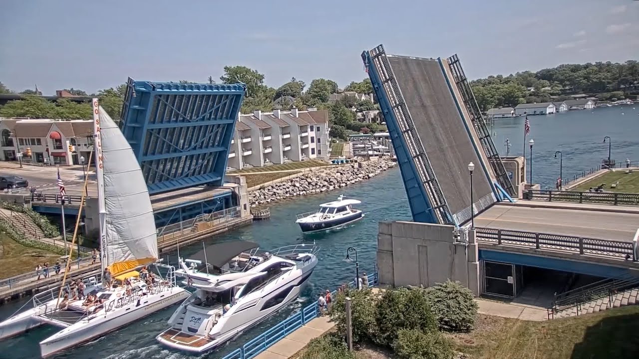 Charlevoix Bridge Cam - YouTube