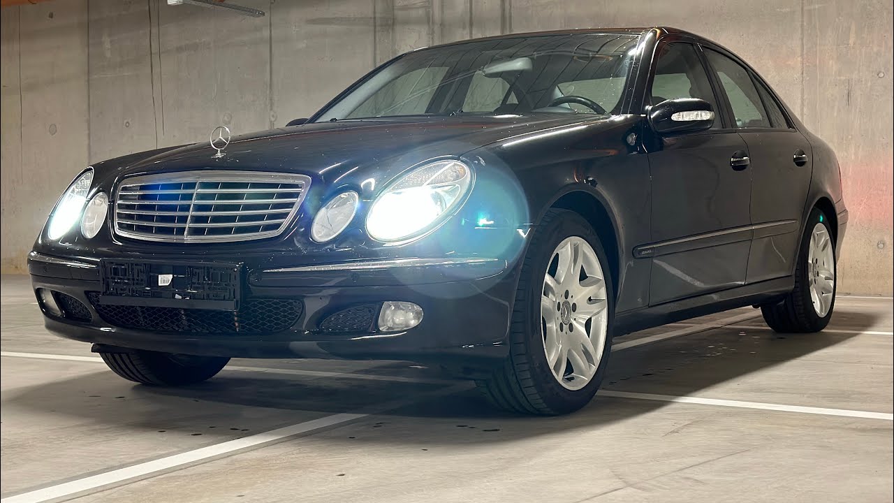 Mercedes E500 V8 W211 Elegance - YouTube