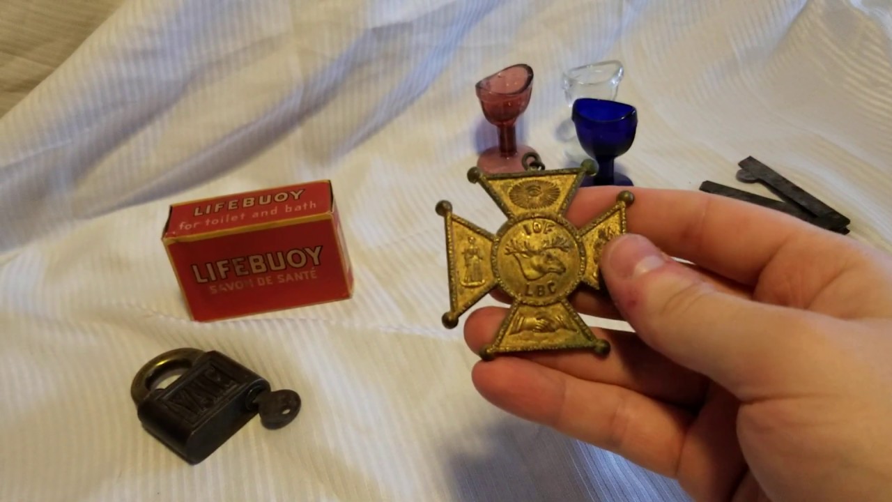 Small Antique Collectibles, Example of Small Items You Can Resell ...