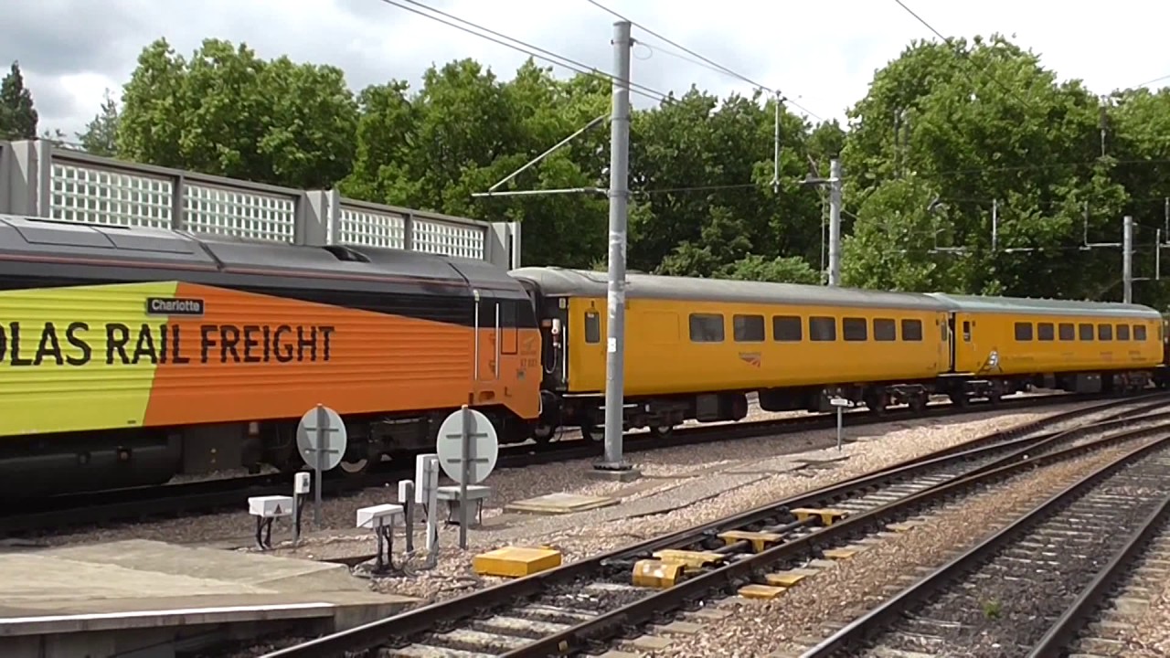 High Speed Trains at London St Pancras International - Tuesday 29th ...