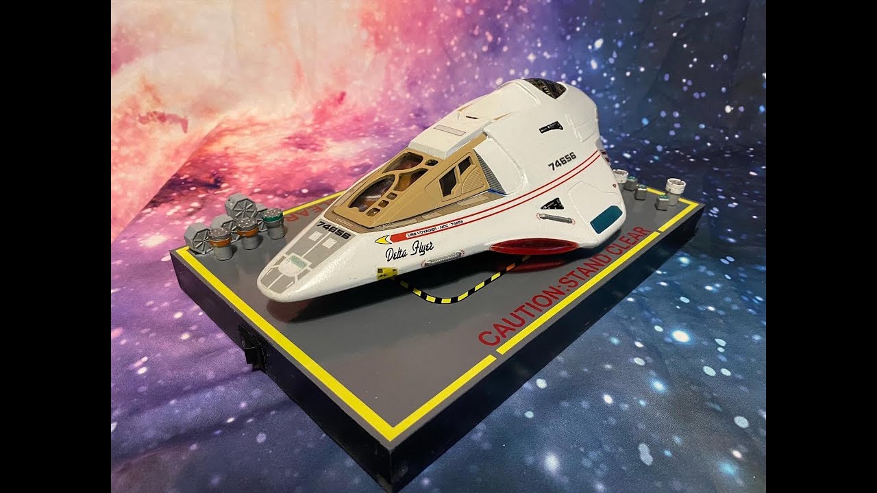 Star Trek Voyager Delta Flyer - YouTube