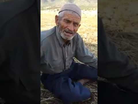 Muhteşem söylüyor yaşlı amca..
