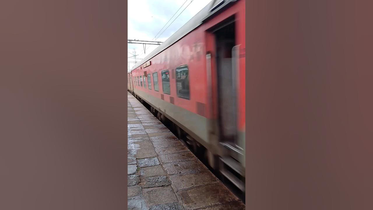 12773 Shalimar Secunderabad Ac Superfast Express #train - YouTube
