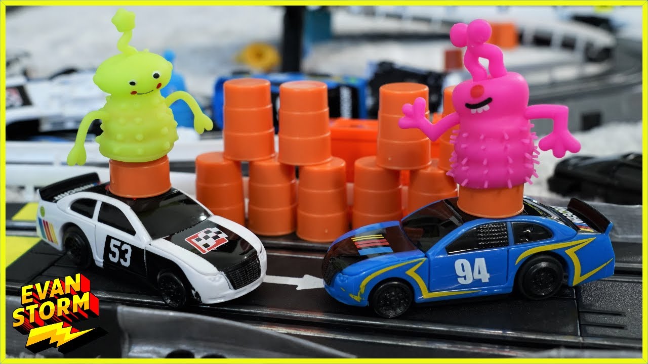 Crash Racers Mystery Race Track Lets Play - YouTube