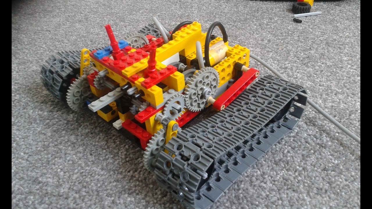 LEGO PNEUMATIC TANK!! (with optional remote controle) - YouTube