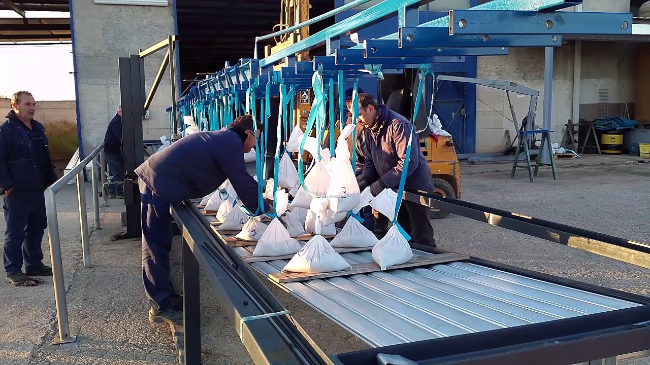 TUV Test for ROLLING Wind Lock System - 12mt slats - YouTube