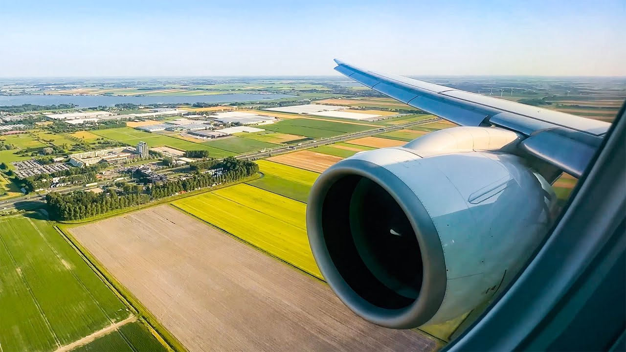 4K | KLM Cityhopper Embraer 195 E2 landing | Schiphol Airport runway 06 ...