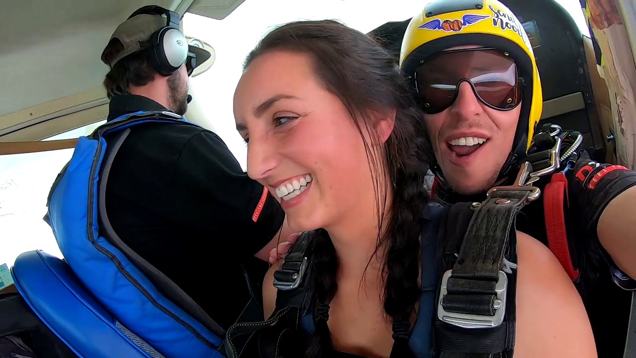 Kallie Herrygers's Tandem skydive! - YouTube