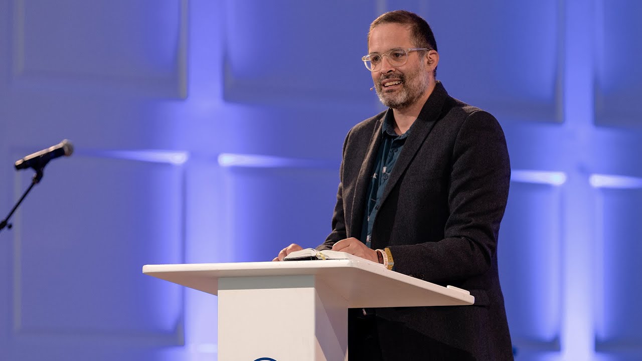 Dan Strange | Idolatry. Identity. | Isaiah 41:1-10 - YouTube