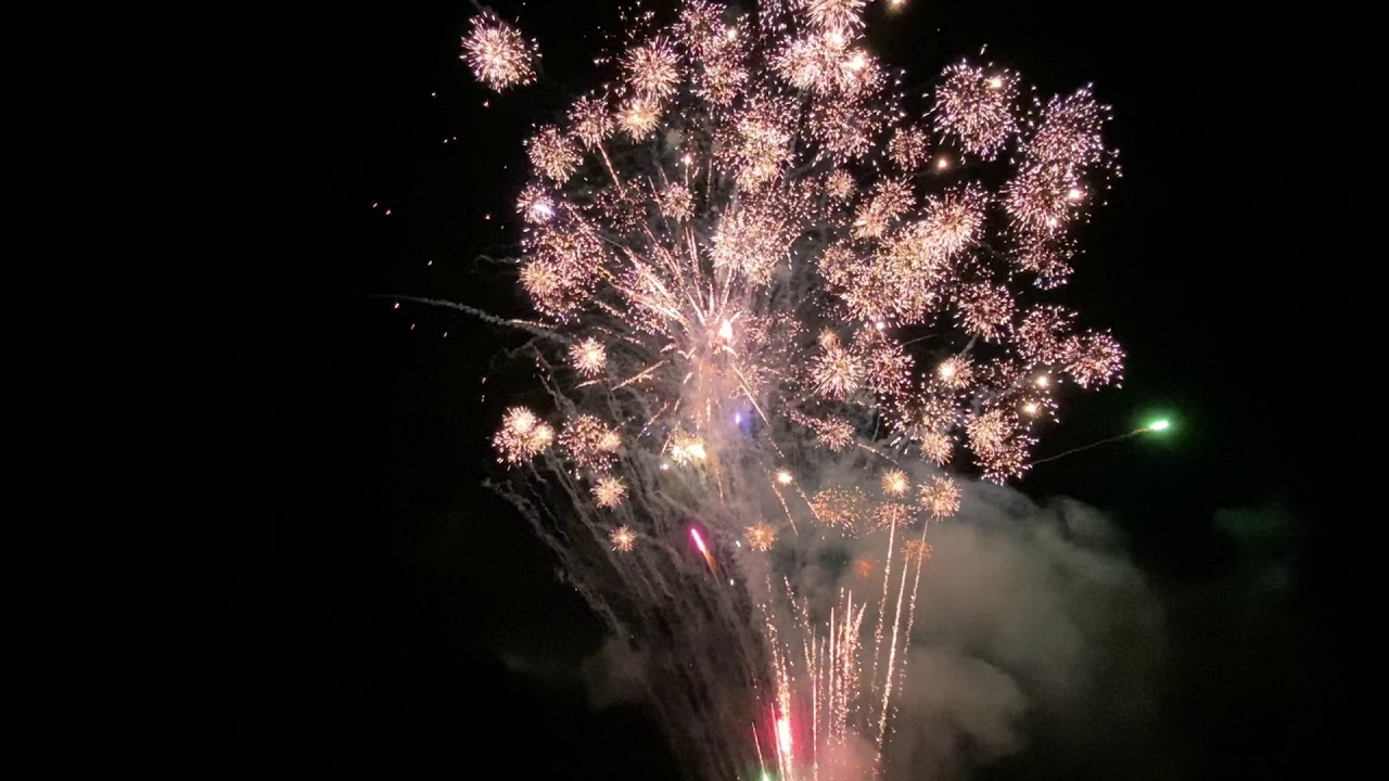 Dave’s Fireworks 2020 - YouTube