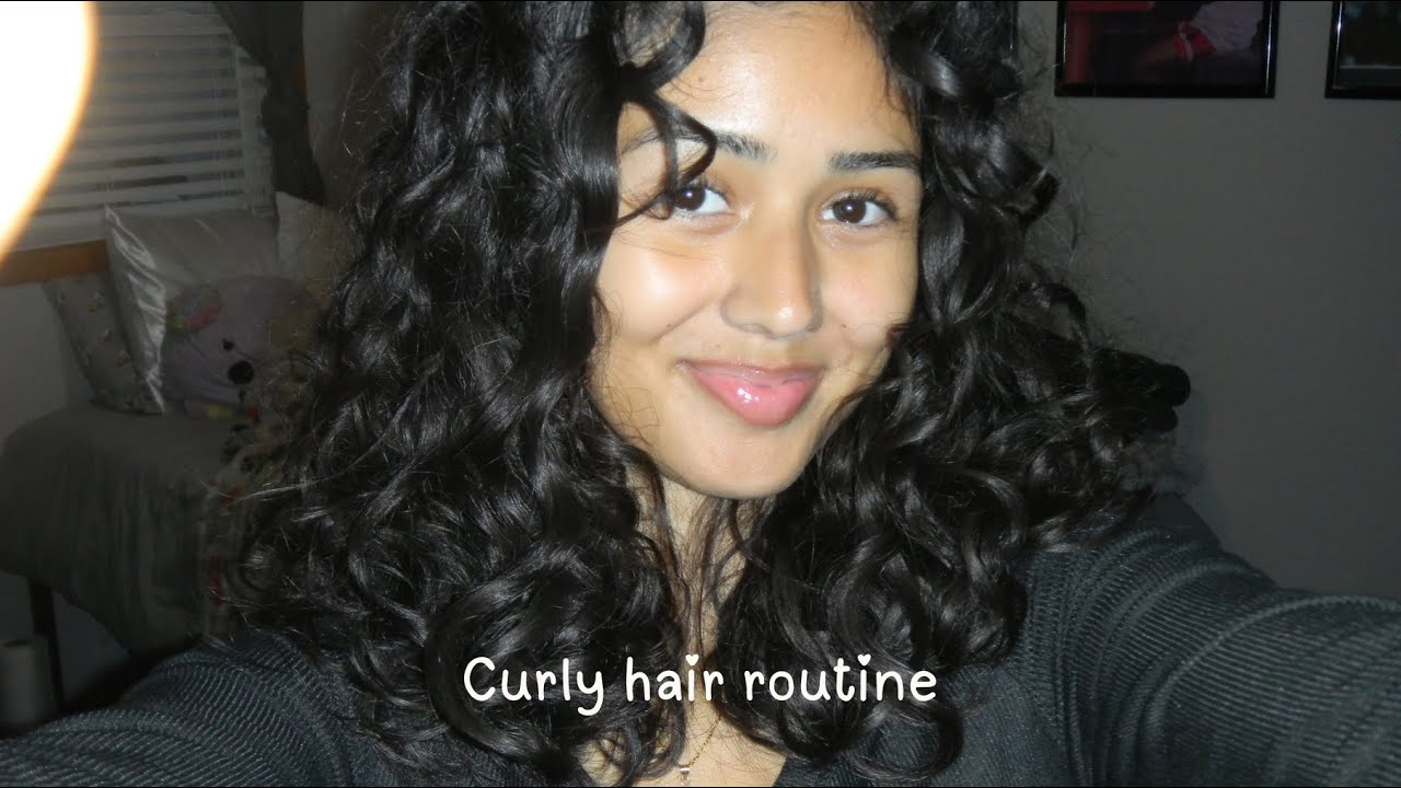 Wavy / Curly Hair Routine (2B Curls) - YouTube