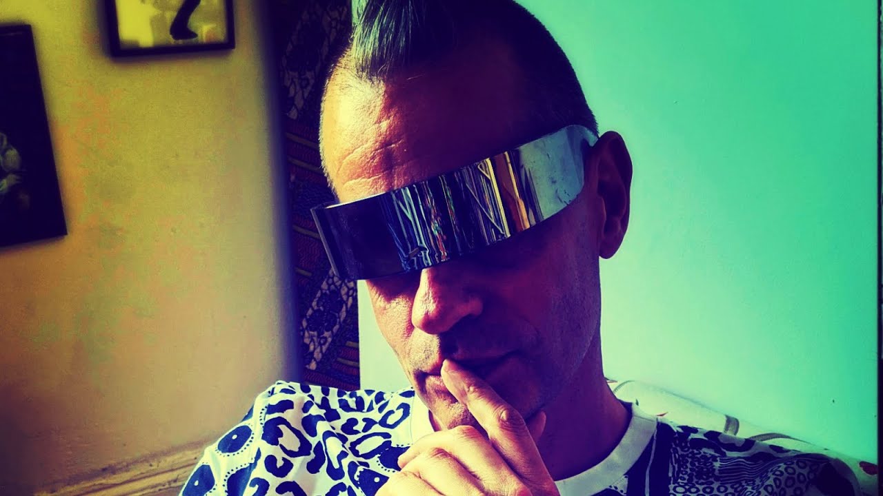 John R. Gordon — The Great Literary Maverick - YouTube