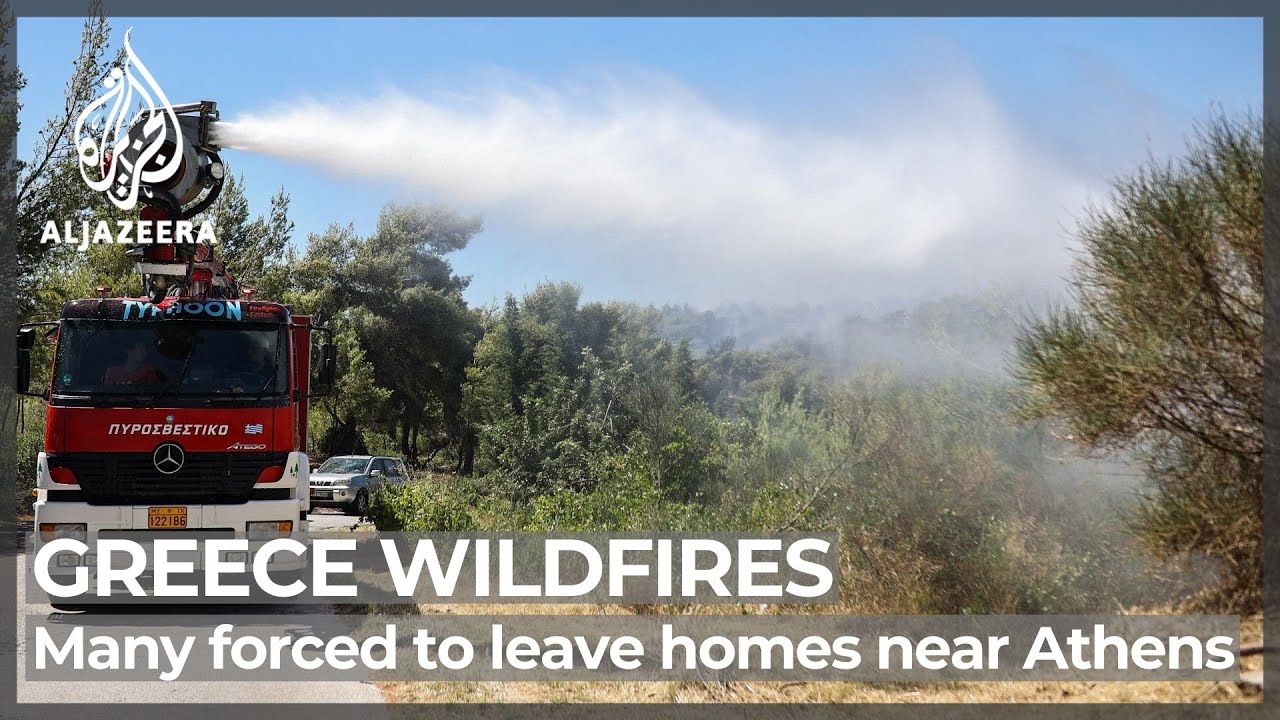 Hundreds evacuated as wildfire spreads near Athens - YouTube