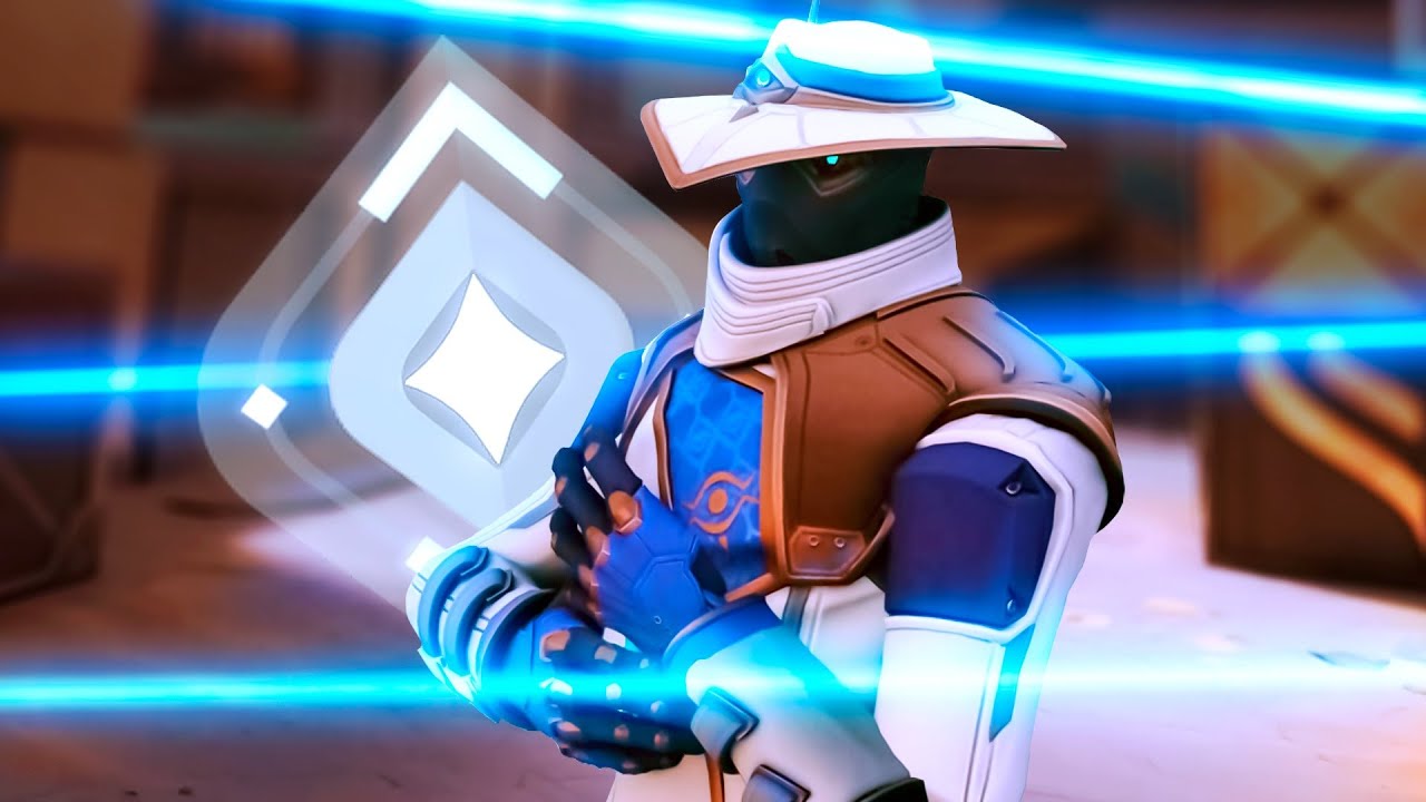 AVERAGE Silver Valorant Player. - YouTube