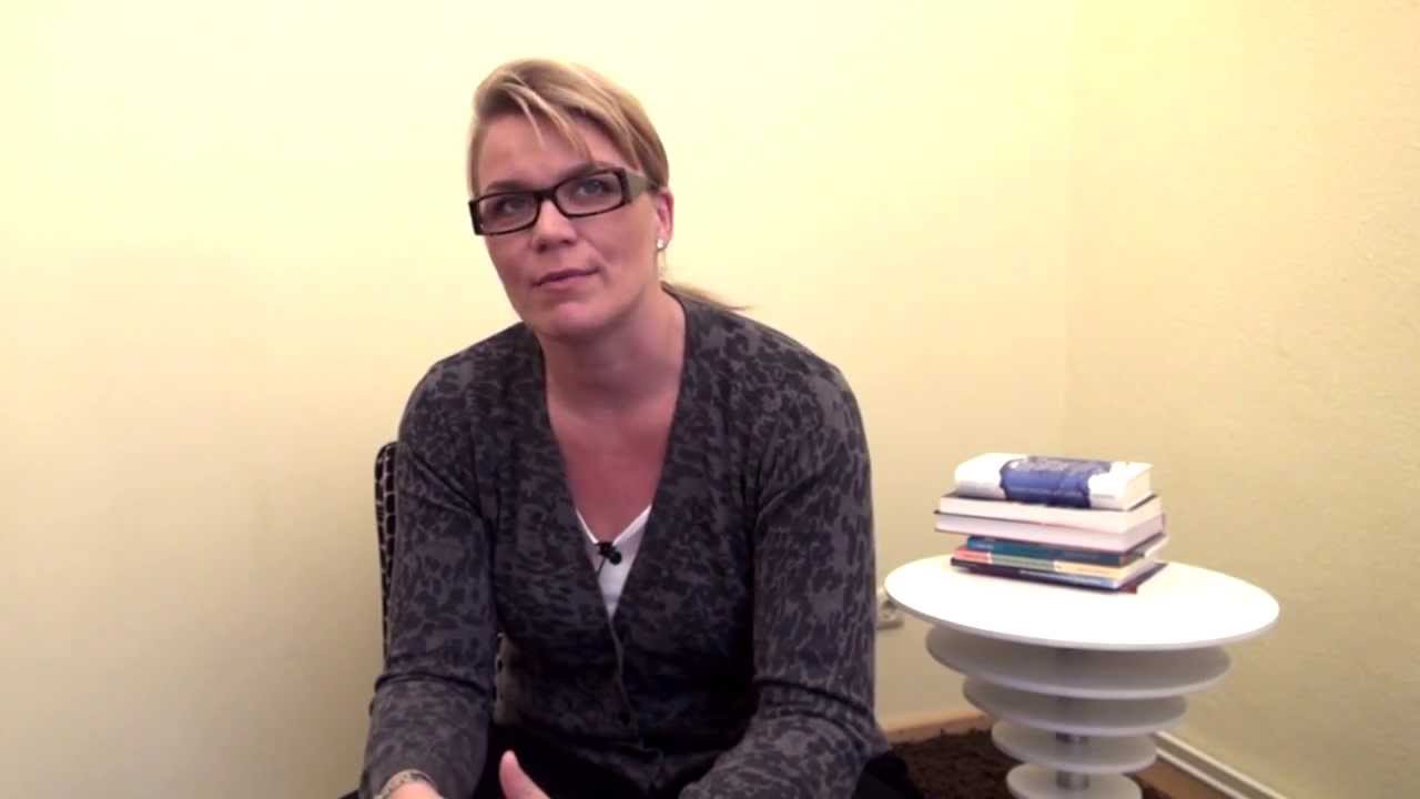 Fördermittel für Startups mit Nicole Ölkers der förderbar GmbH - YouTube