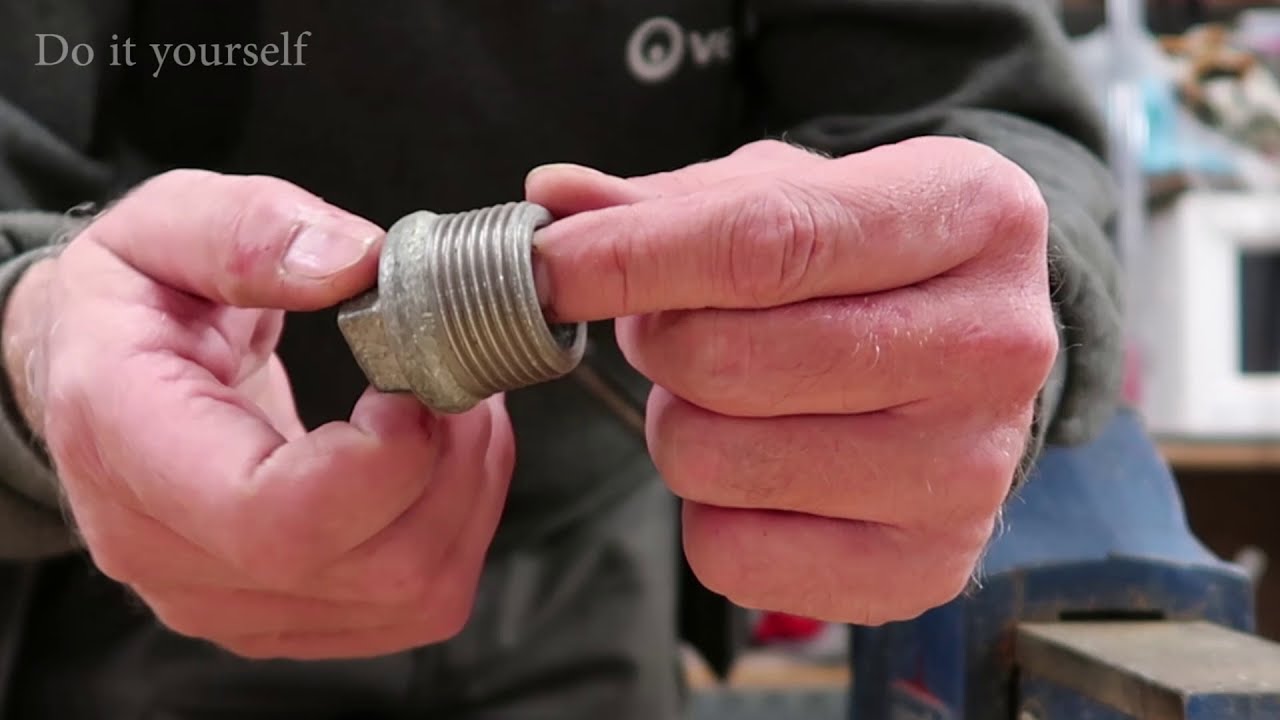 How to do Hemp and Paste on the thread of a stopper like a pro ...