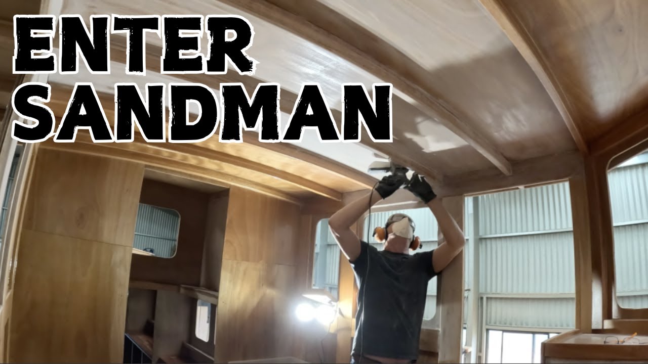 Boat Building Enter Sandman E56 - YouTube