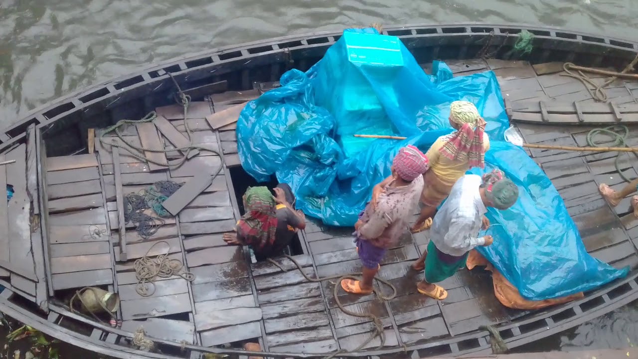 Crazy launch terminal in Bangladesh - YouTube