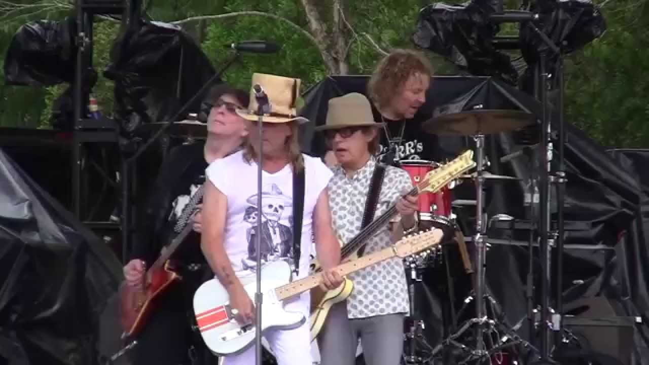 Cheap Trick - Heaven Tonight (Wanee 2015) - YouTube