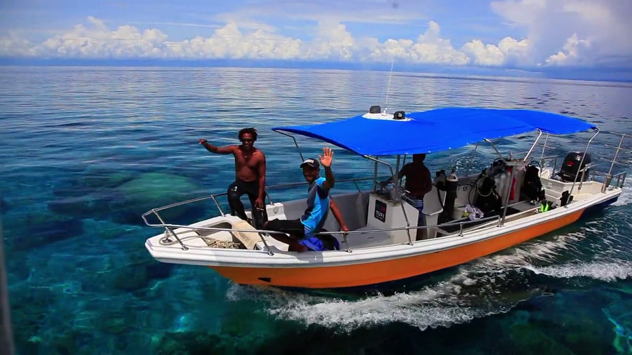 Tufi Dive Resort, Oro Province, Papua New Guinea - YouTube