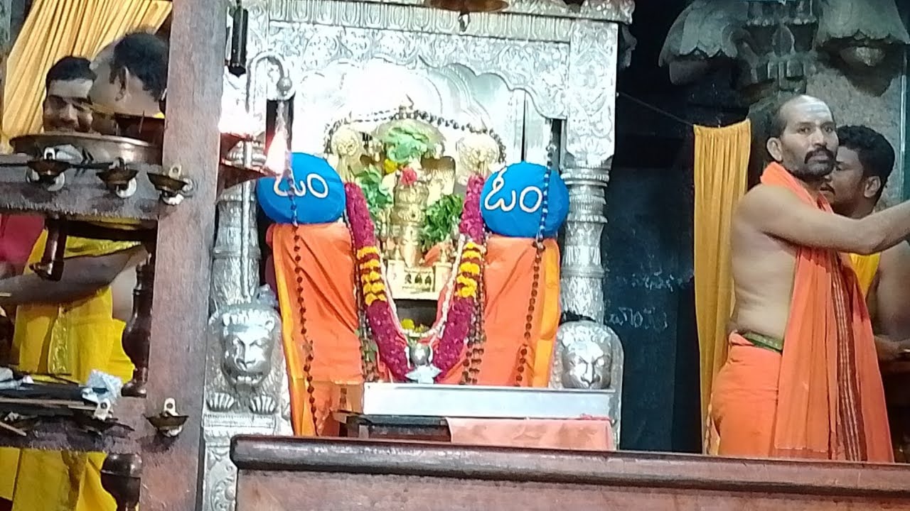 Sri Guru Kottureshwara Swamy Temple in India #kottureshwara #kotturu # ...