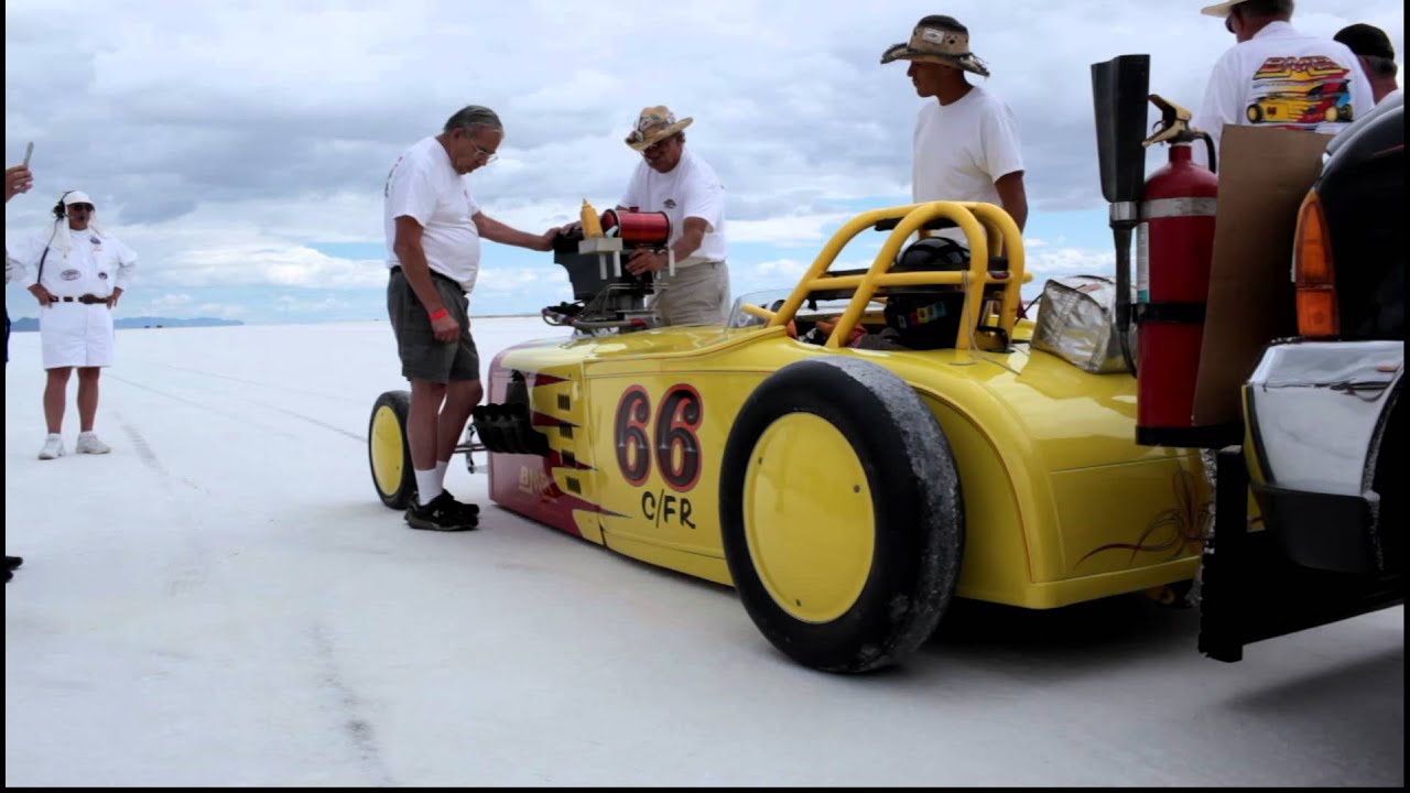 BMR 66 FUEL ROADSTER Bonneville 2010 - YouTube