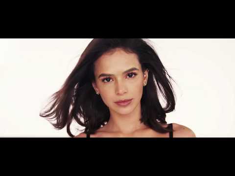 Time for Valentine's Day with Bruna Marquezine