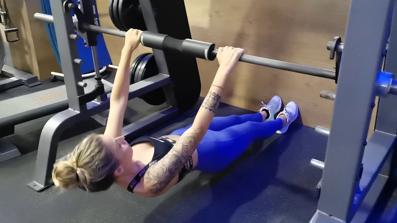 Reverse row - YouTube