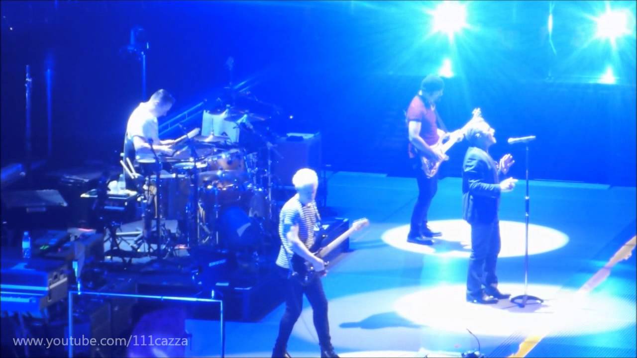 U2 - 40 @ O2 London 3 Nov 2015 - YouTube