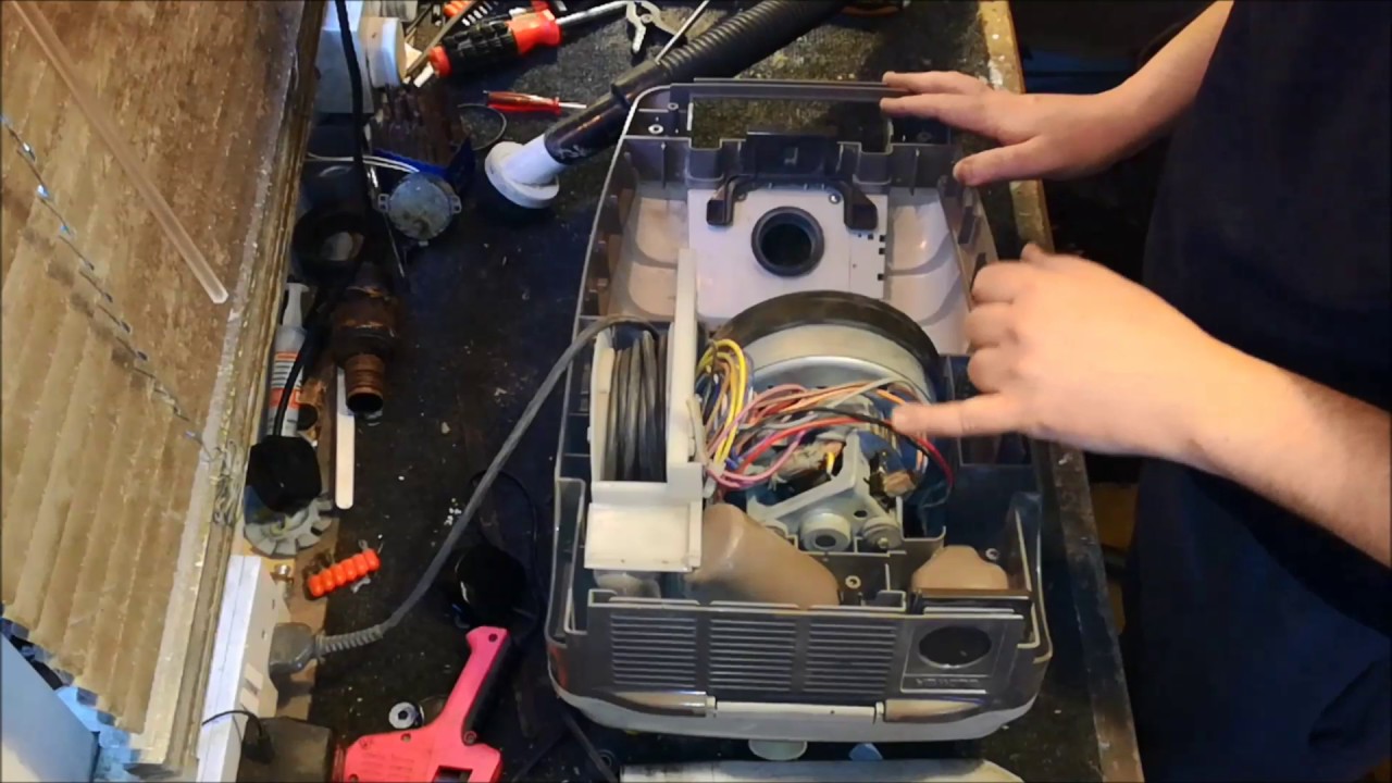 Servicing and using a vintage 1983 National Panasonic Jet-Flo cylinder ...