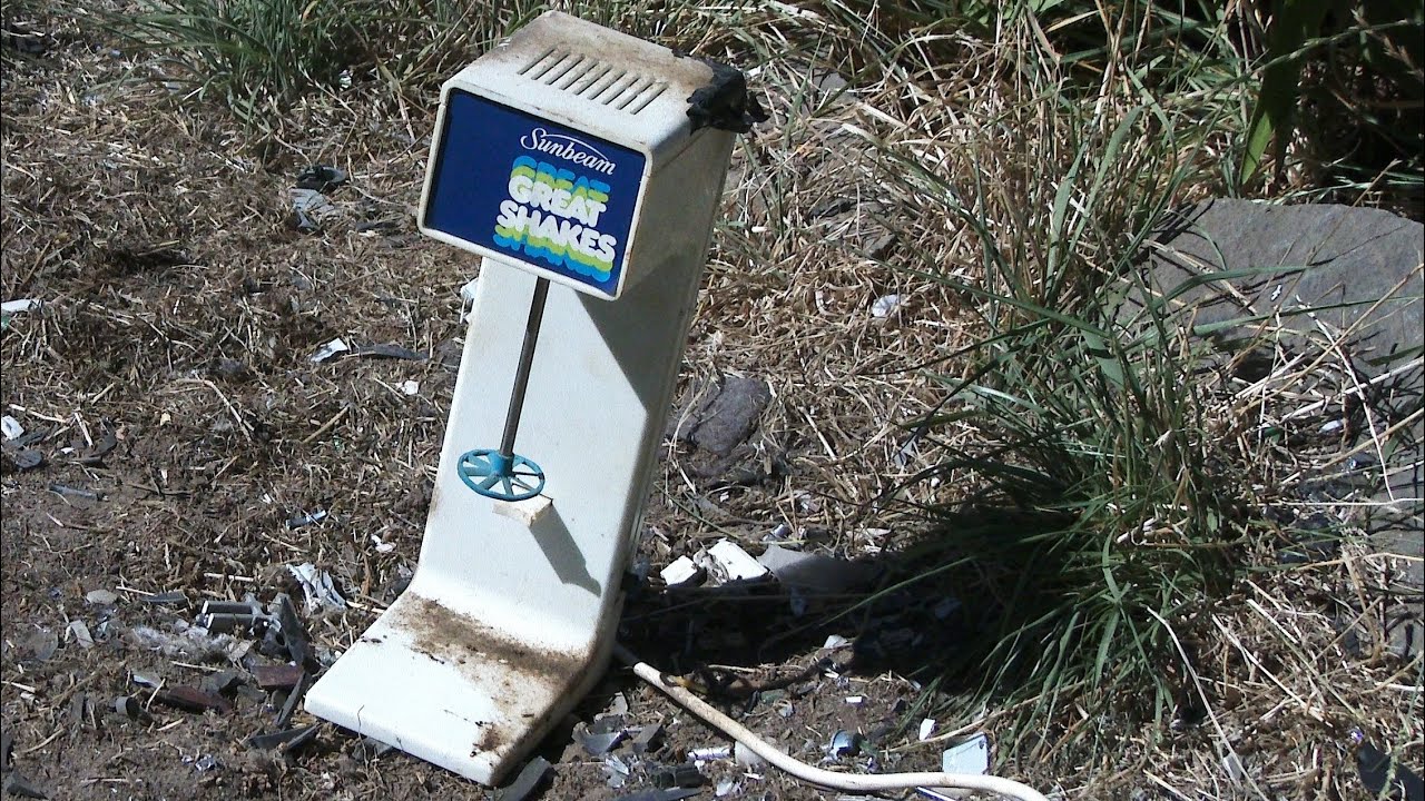 Smash Sunbeam Milkshake Machine - YouTube