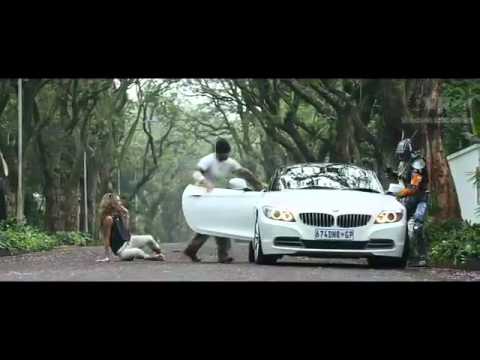 Chappie El robot caco que se cree humano - YouTube