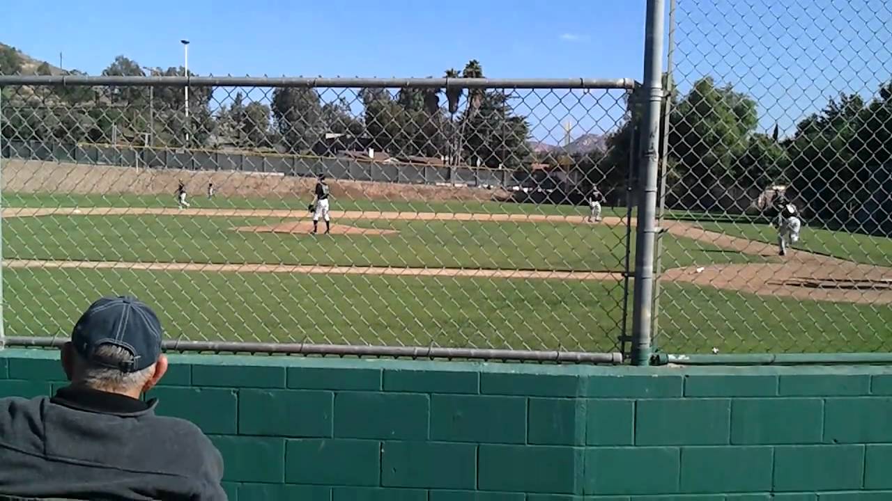 Submarine Pitching: One up One down - YouTube