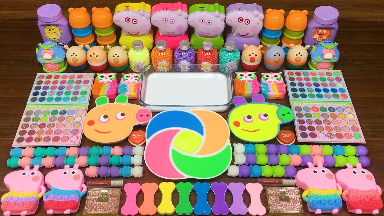 RAINBOW PEPPA PIG slime !!!Mixing random into GLOSSY slime ...