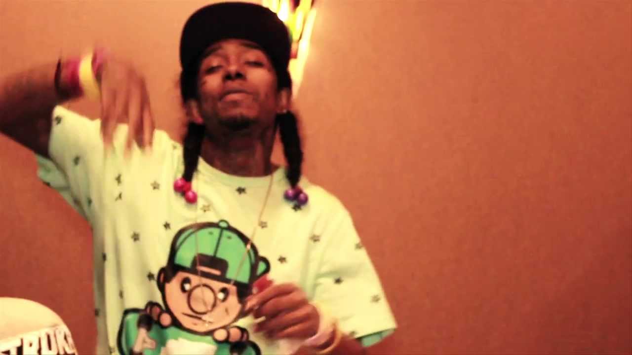 FLOW YMCMB IN THE STUDIO WITH D-LO & SLIM BOOGIE - YouTube