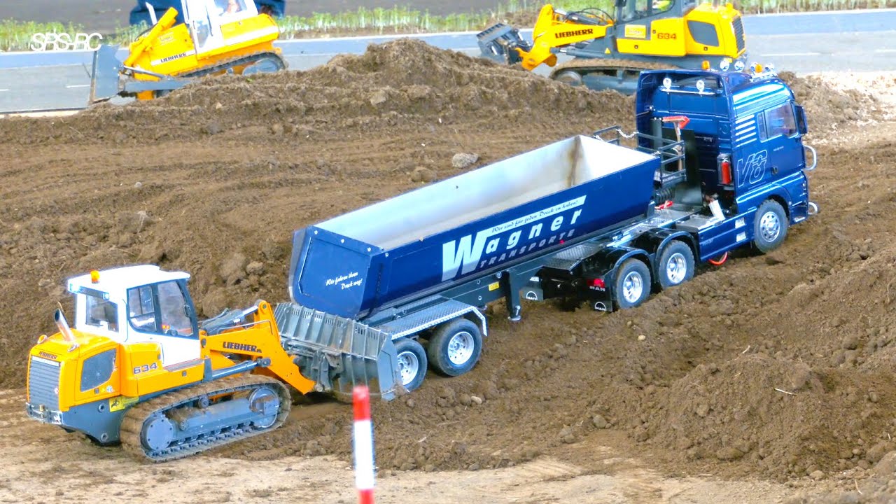 MIND BLOWING BIG RC CONSTRUCTION SITE / STUCKING RC TRUCK / RC FIRE ...