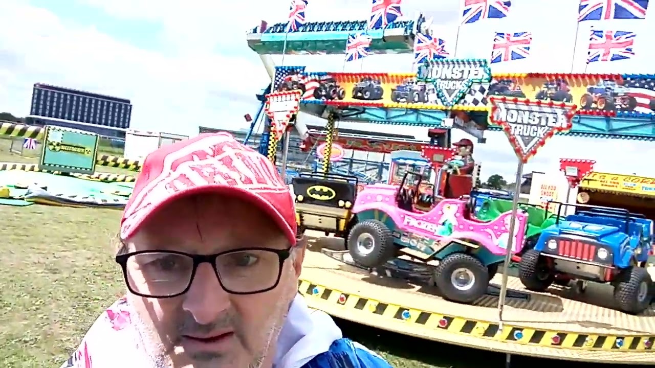 27th off may 2022 Doncaster fair race cores - YouTube