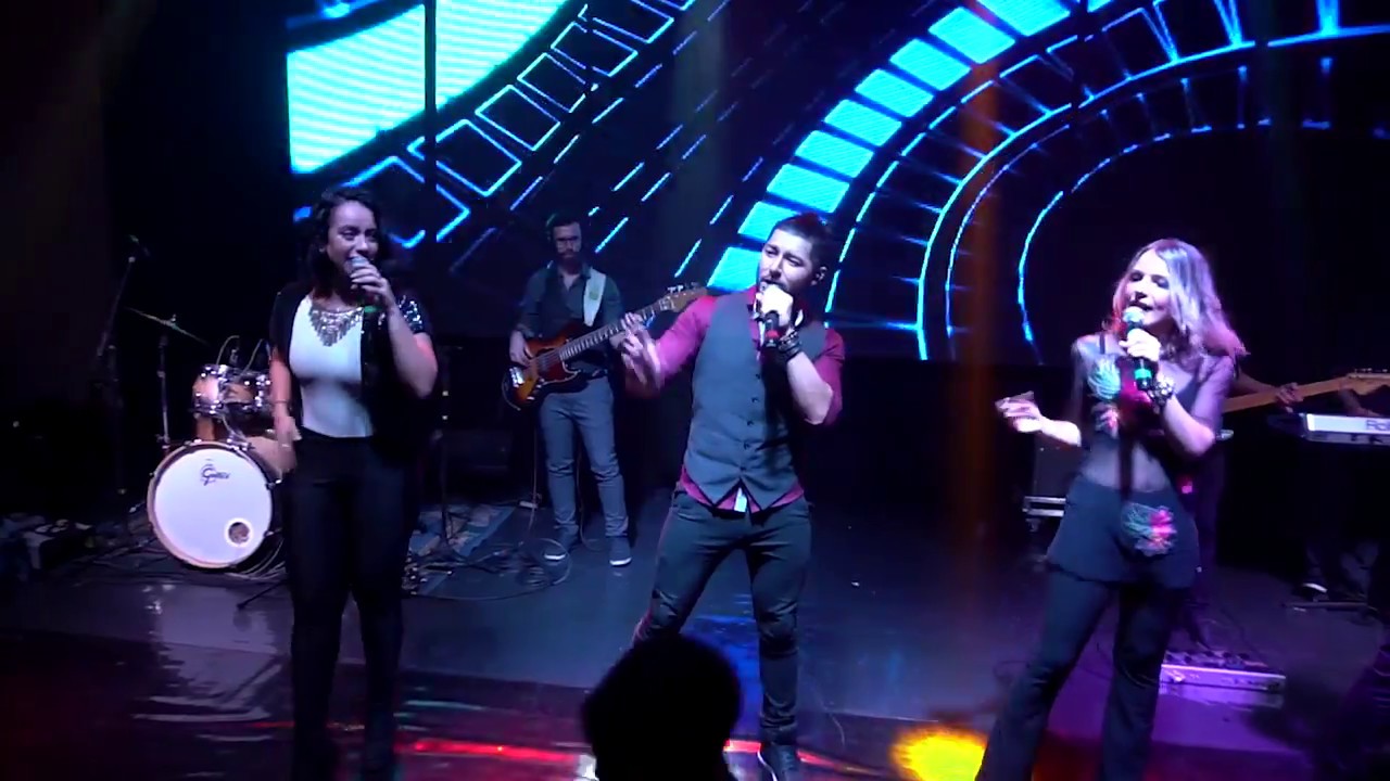 Banda Santa Maria - Clipe Casamento - YouTube