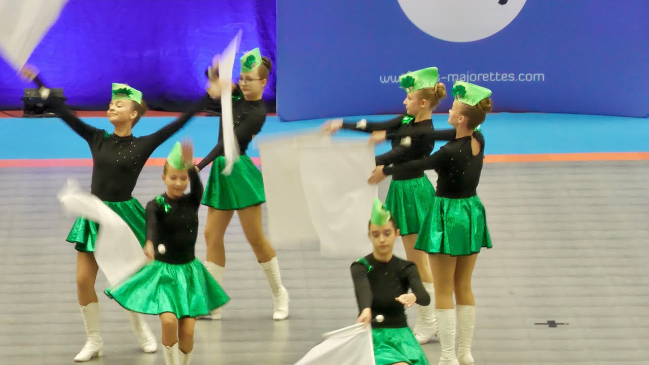 Mażoretki *DIAMENT Płońsk* FLAG mini / majorettes / Ostrava 2025 WM ...