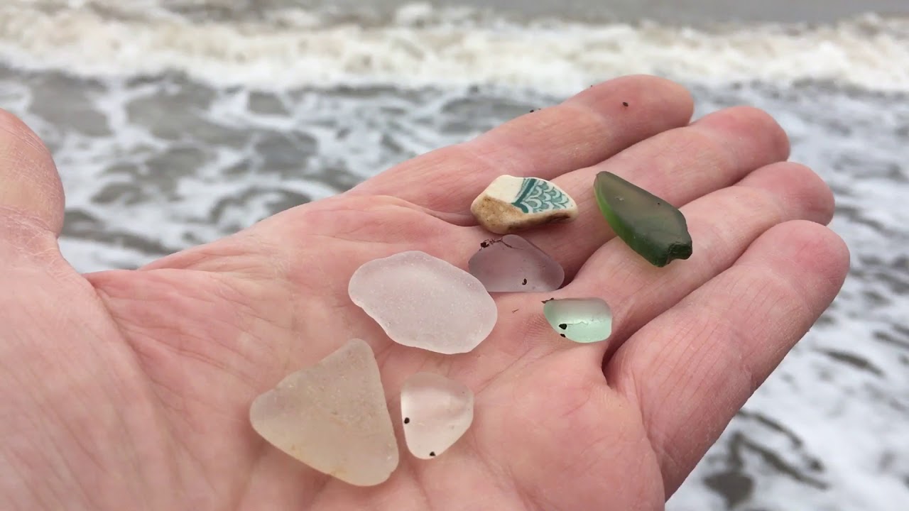 Wow! 😱 Seaglass RARE Finds on the Beach!!! - YouTube