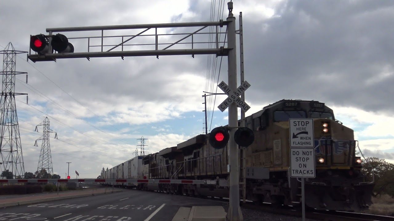 UP 5287 Plaque Locomotive Leads Super Fruit North, Power Inn Rd ...